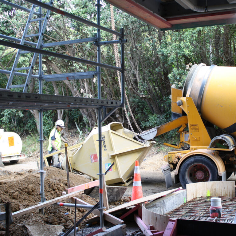 Boscaro Concrete Column Skip 1m3 | Powerpac Group